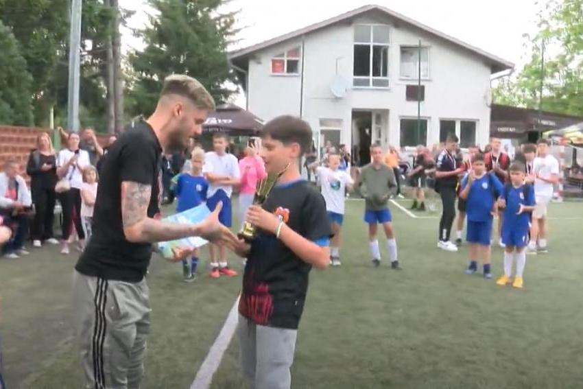 NK Metalac okupio djecu svih osnovnih škola na 7. Arena Kids-u! | STV.HR